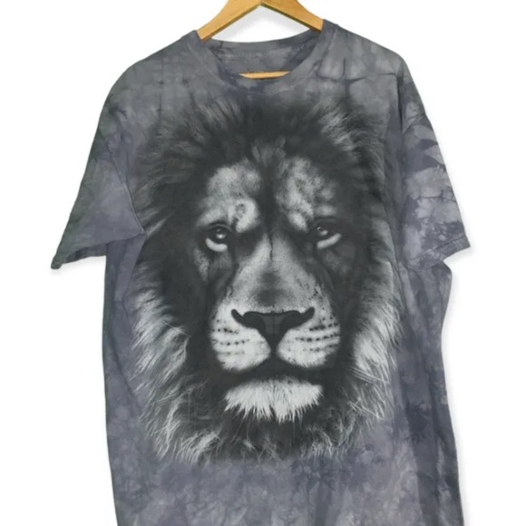 Liquid Blue | Shirts | Lion Liquid Blue Mens Gray Tshirt Size Xl 2sided ...